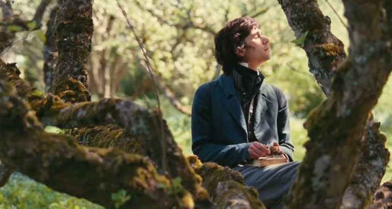 How Actors Get In and Out of Character: Quotes and Techniques